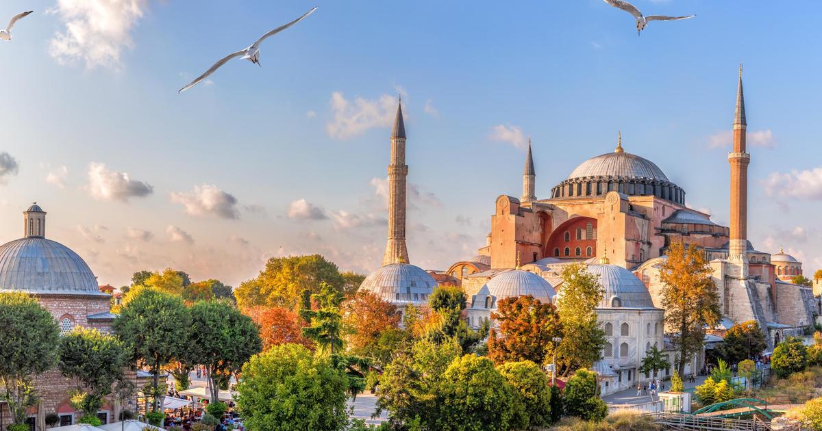 $4413 Business Class Flight Deals from California to Turkey