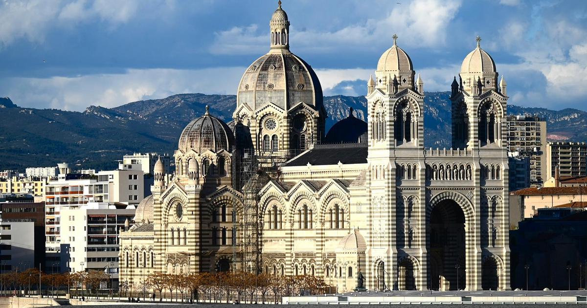 $2967 Business Class Flight Deals from Denver to Marseille