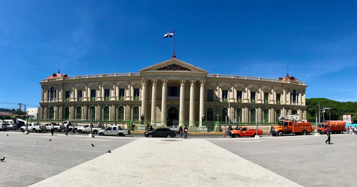 $476 Flight Deals from Aspen to El Salvador