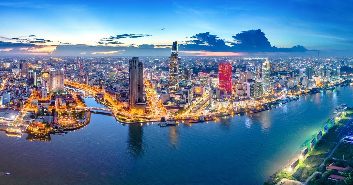 $879 Flight Deals from Chicago to Vietnam