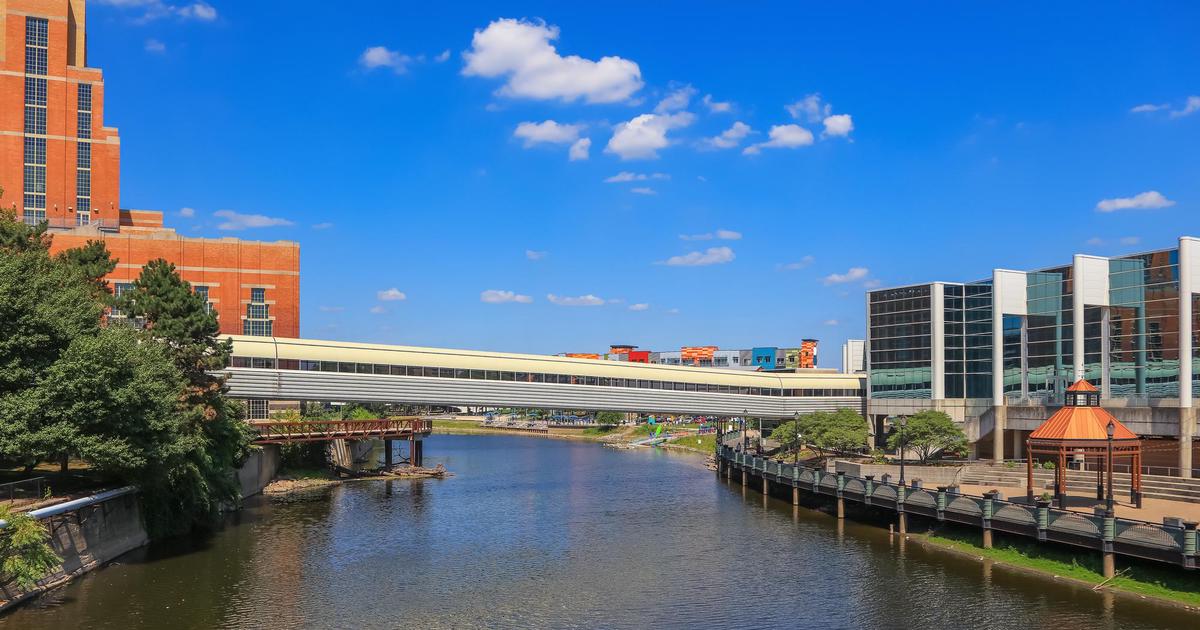 Lansing Capital City Car Rentals from $40/day